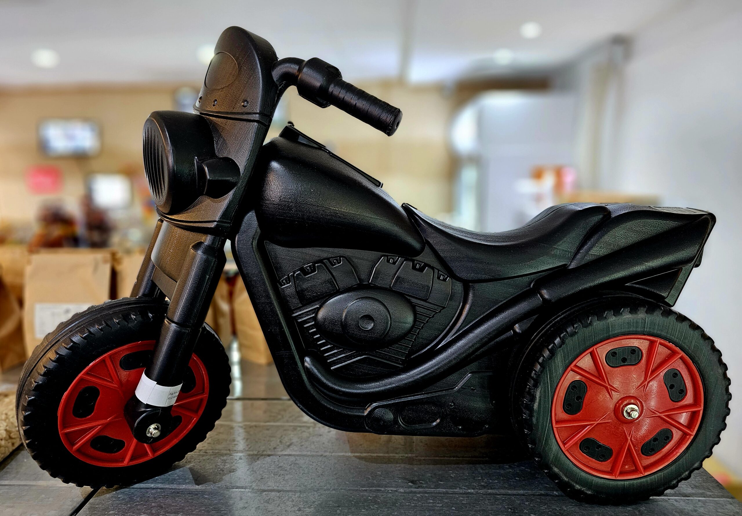 Big Jim JOLLY Scooter - Black, RED Wheels - Biltongandboerewors